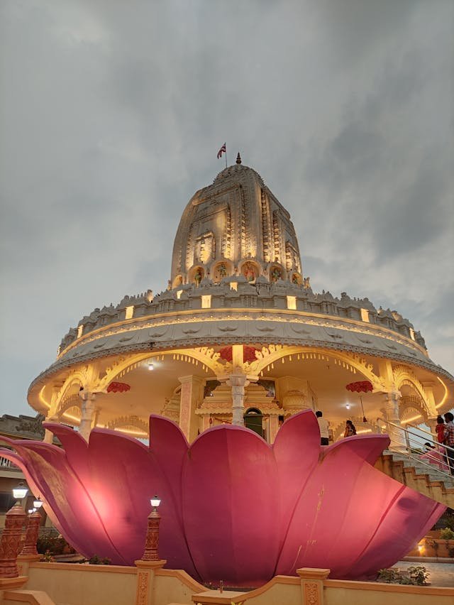 Lotus Temple Hyderabad: Kamaldham Mandir - GoTrify